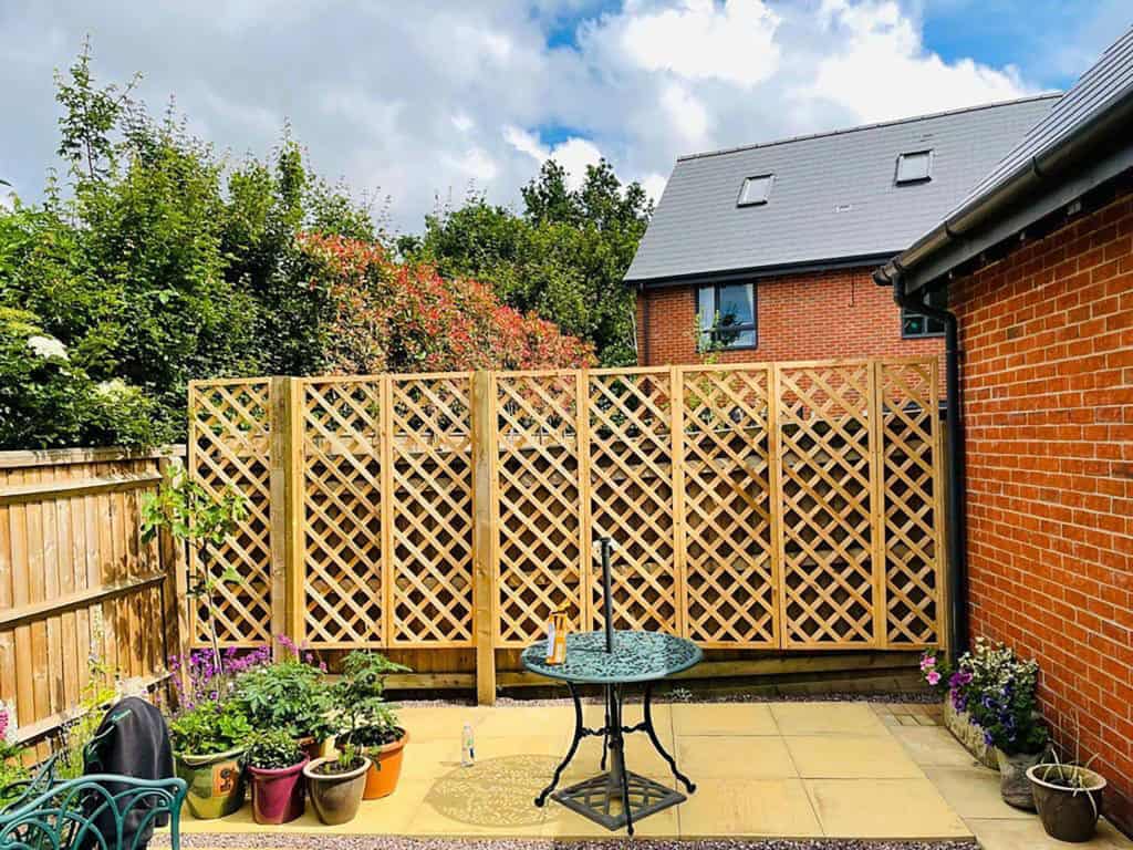 Diamond Trellis Fence - SJG Maintenance